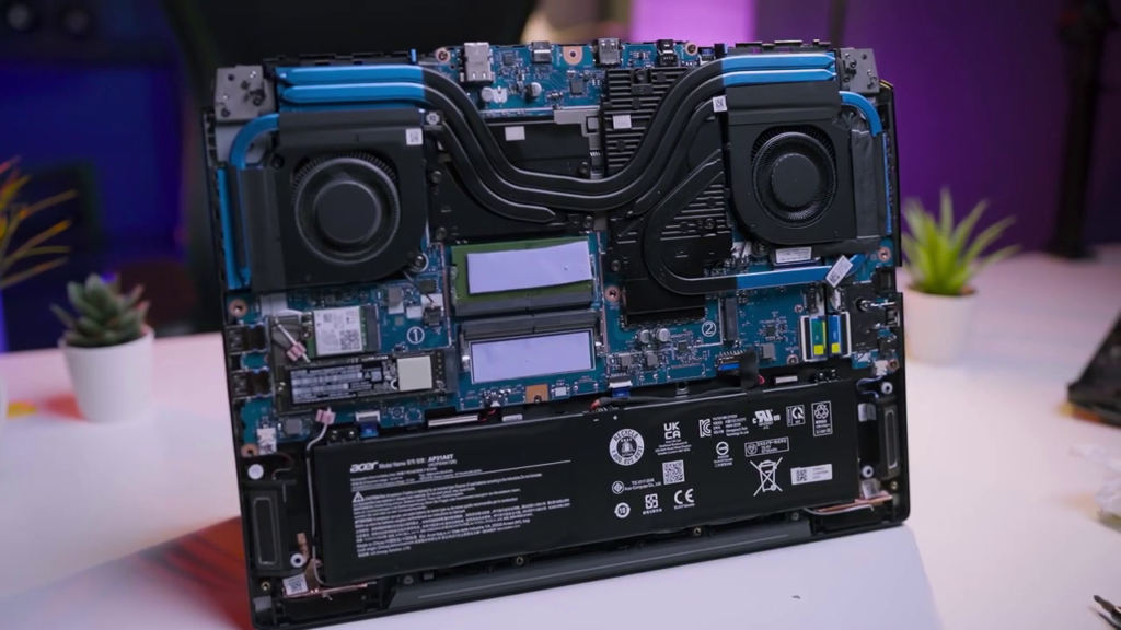 Review Predator Helios 300 PH315 | Laptop Impian Para Gamers ...
