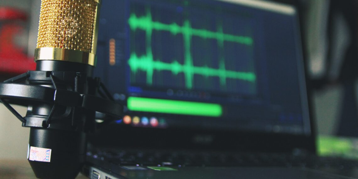 Mengenal Microphone: Jenis, Manfaat dan Cara Merawatnya