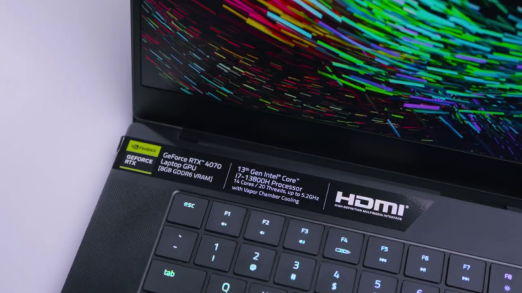 Review Razer Blade 15 2023 | Laptop Gaming 15 Inch Terbaik! | Pemmzchannel