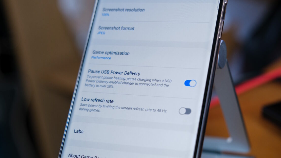 Mengenal Bypass Charging | Teknologi Sederhana Tapi Vital!